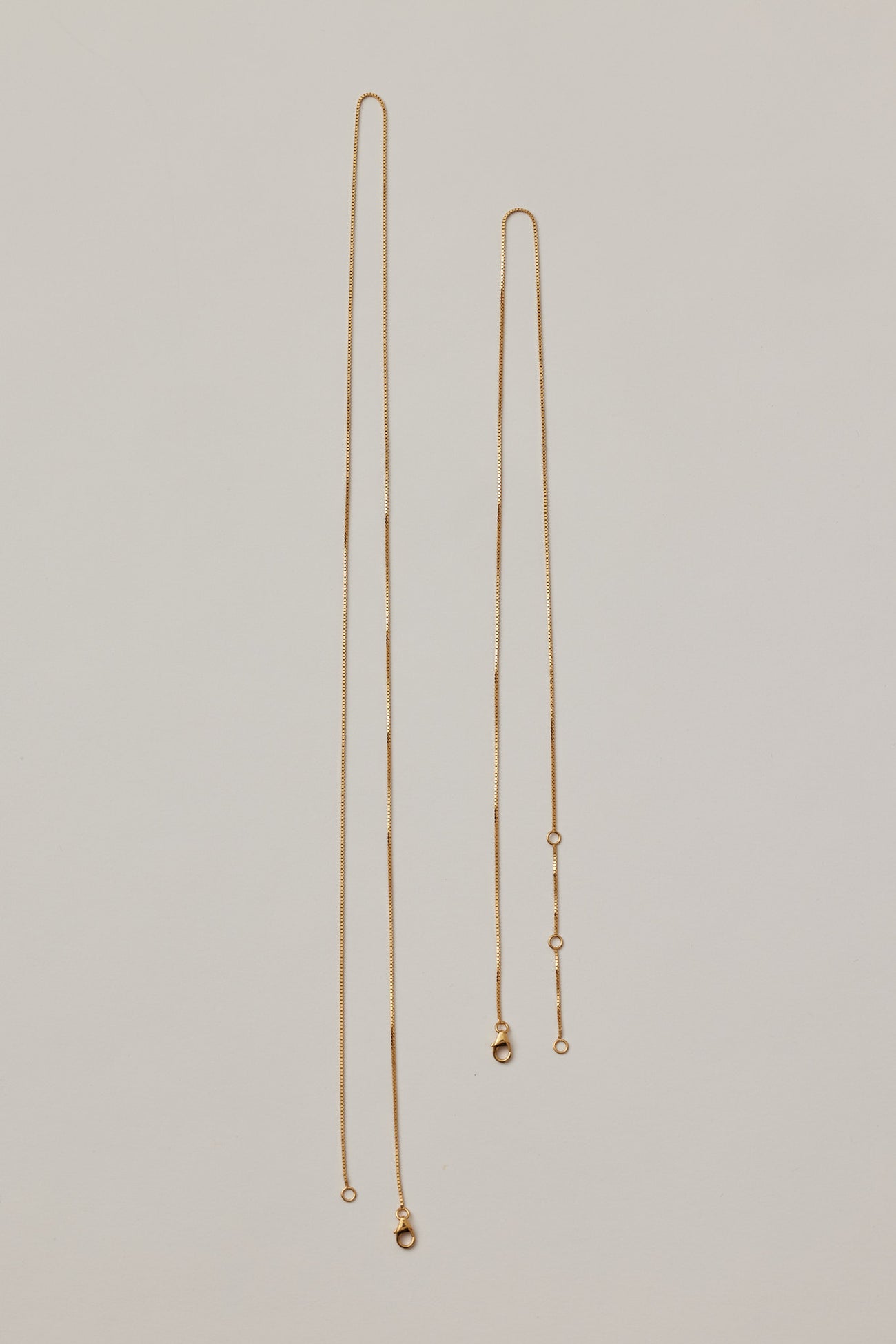 Vintage gold Box chain short